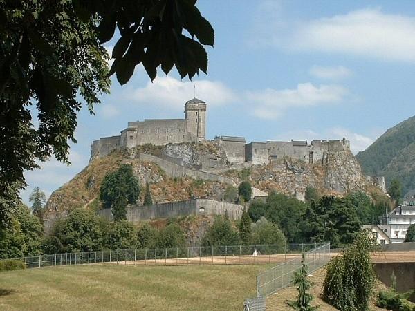 LURD (AVIONOM I AUTOBUSOM) / Hodočašća / Smokvina accommodation & travel